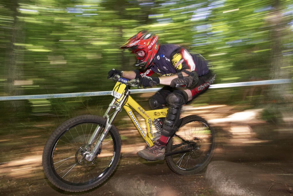 Pro Bike Check // Legendary Pro rides of Yesteryear! | [R]evolution MTB