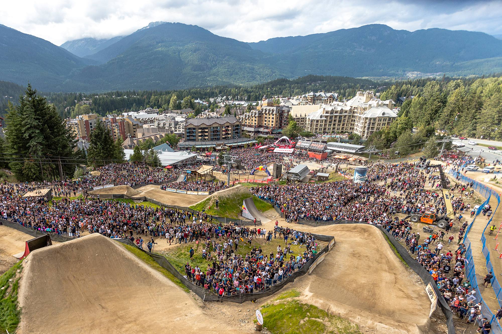 Joyride is ten years old // Here’s a history lesson! – [R]evolution MTB