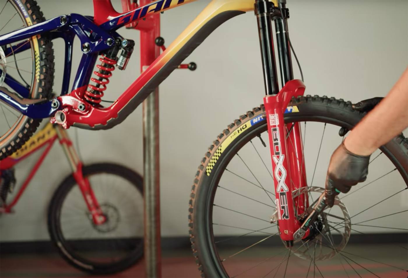 The Giant ATX and Rock Shox Boxxer // A dream bike tribute build - [R ...